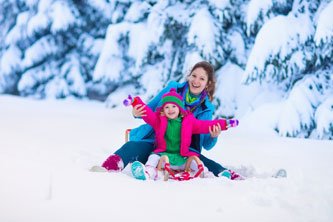 Voyager avec des enfants en hiver au Canada